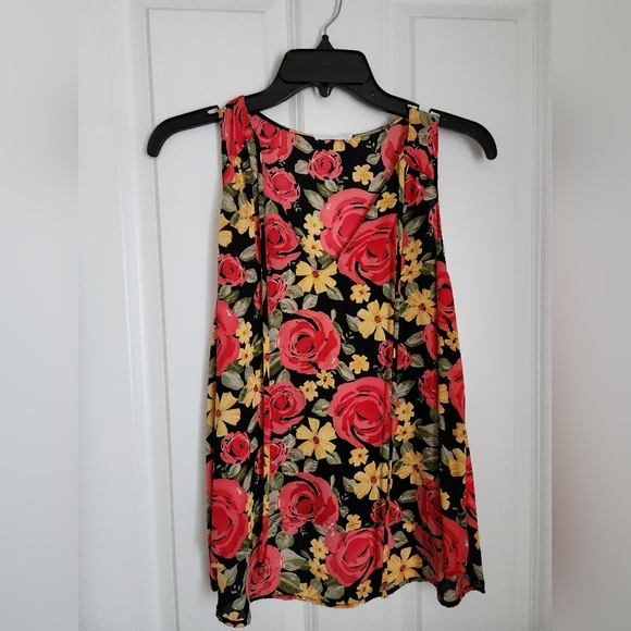 Lush | Tops | Item 2 Brand Lush Color Floral Size S | Poshmark